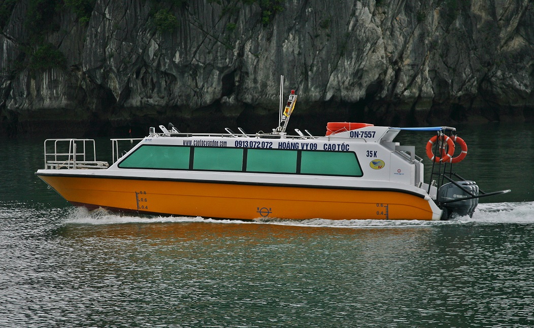 PASSENGER BOAT (SB CLASS) - TRIPLE YAMAHA APPLICATION - MINH LONG Marine